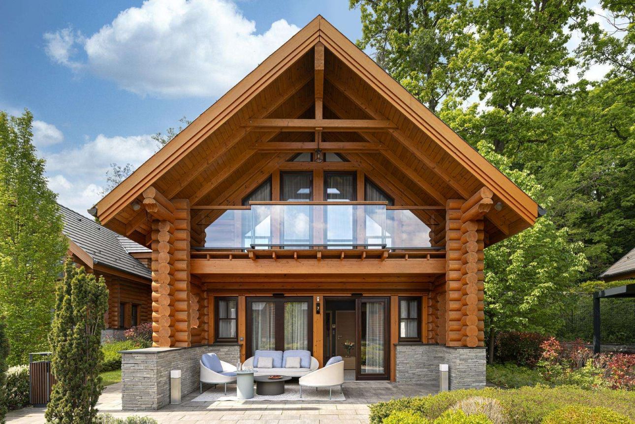 Teljesen megújultak az Avalon Resort rönkházai | Turizmus.com